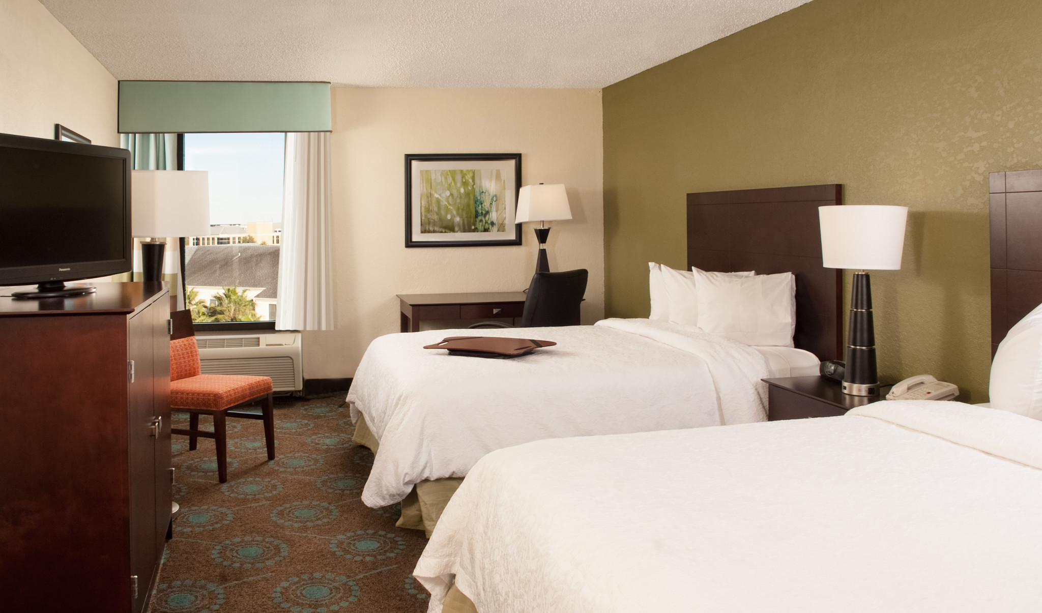 Hampton Inn Orlando International Airport Hotel | Orlando, FL | 44681